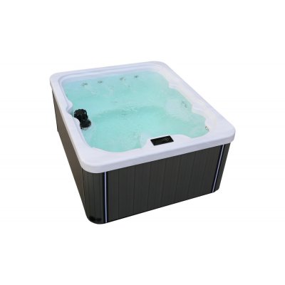 Spabad Sense - 4 personer - 45995,- - Boblebad ute - Hjemfint.no